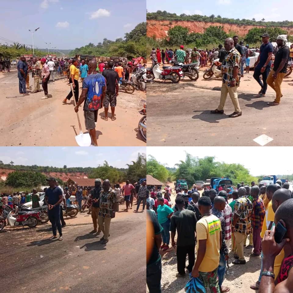17 dead as tipper rams into commercial bus in Imo - News Mirror