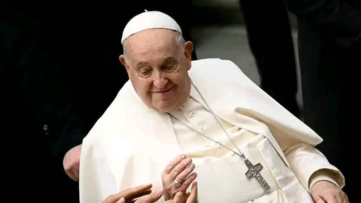 Catholic Pope Francis Injured After Suffering Fall At Vatican - News Mirror